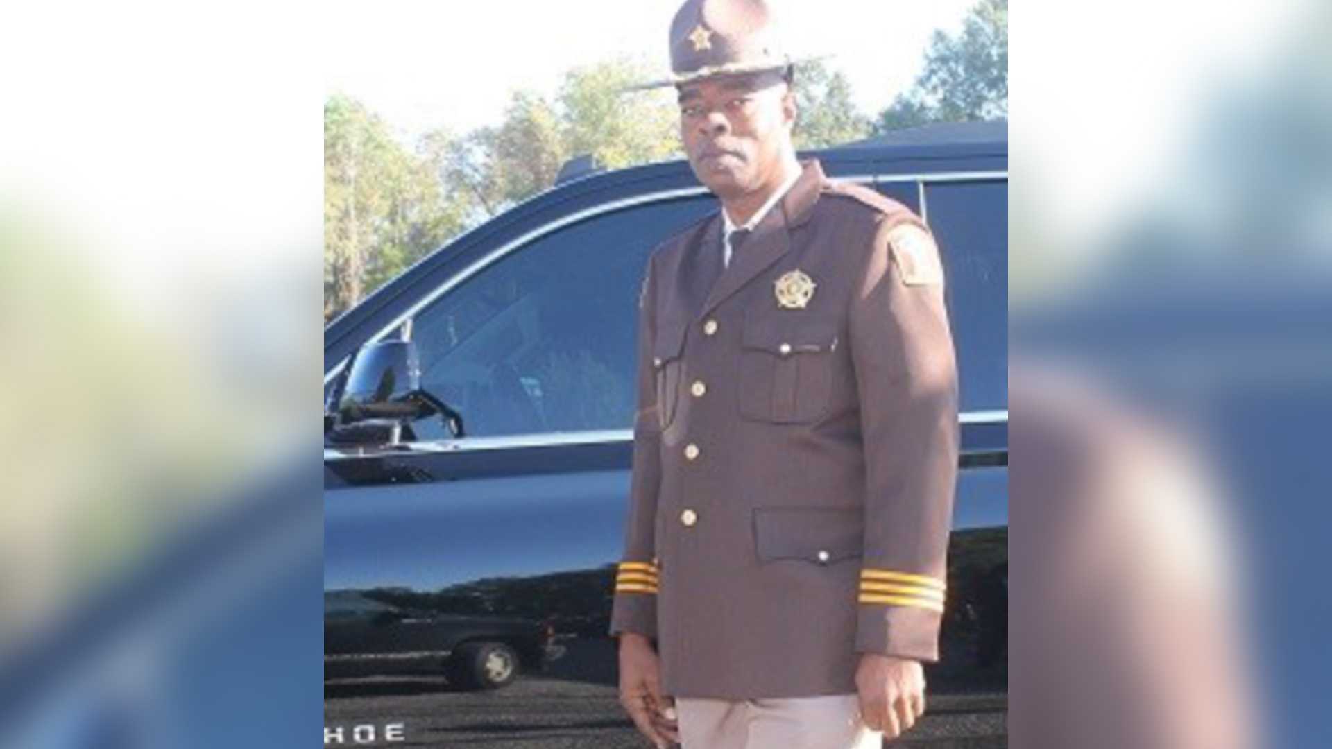 Alabama sheriff fatally shot while responding to call at gas station ...