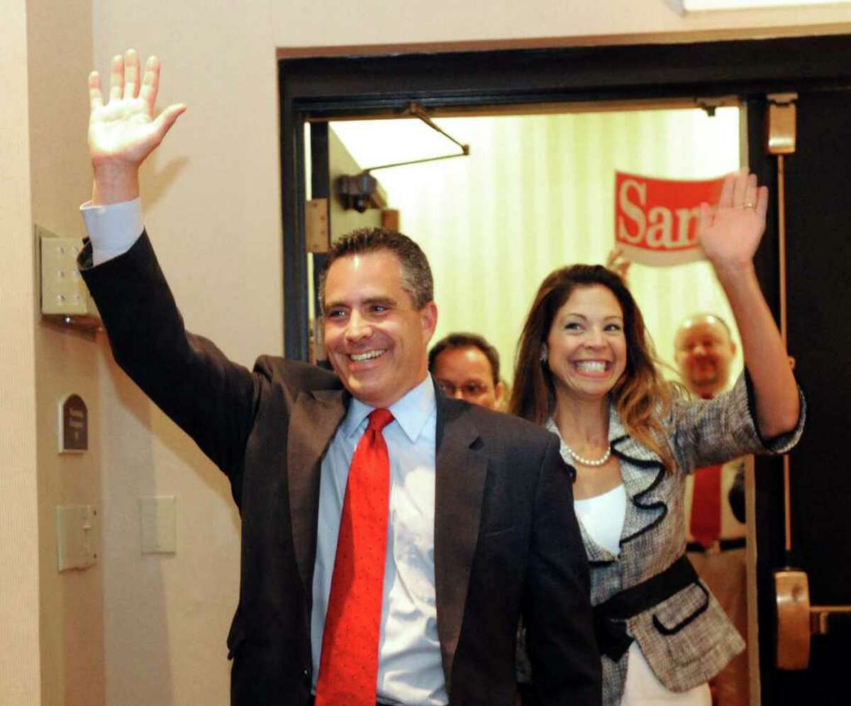 Caligiuri defeats newcomers in 5th