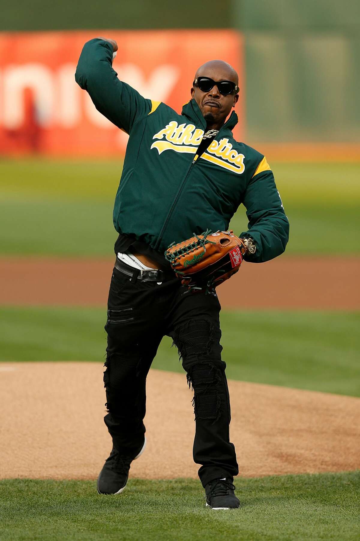 MC Hammer reflects on his days as an A's ball boy, Prince and Oakland's ...