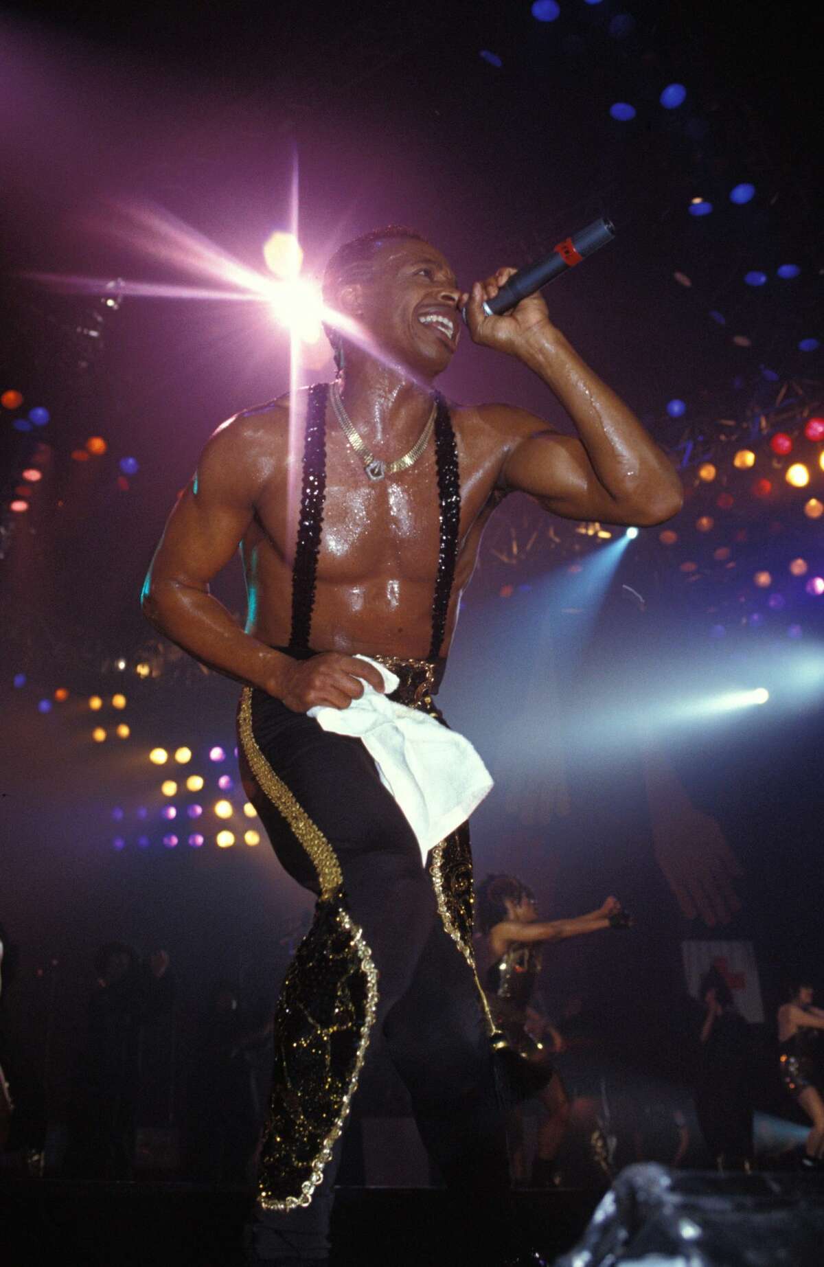 MC Hammer reflects on his days as an A's ball boy, Prince and Oakland's ...