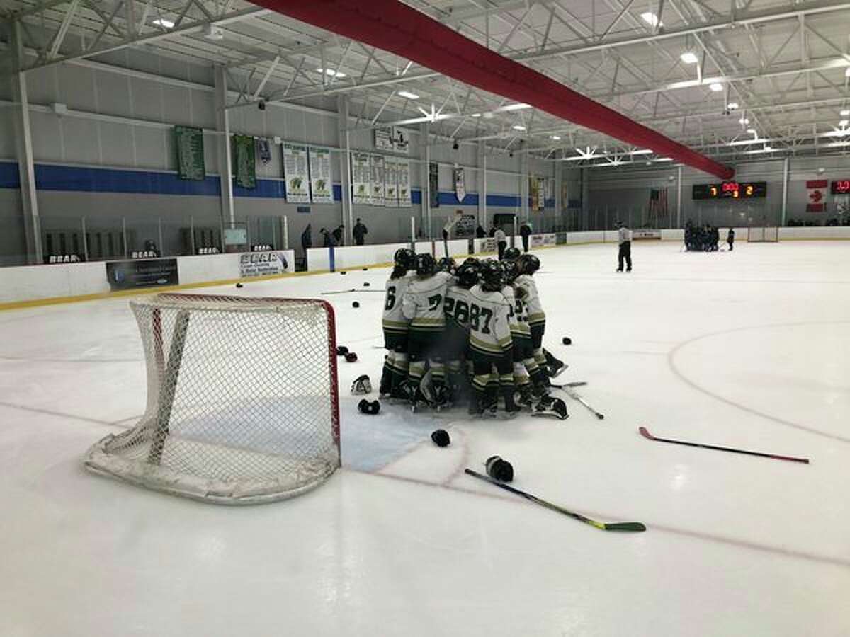 Squirt A Midland Northstars win Regional Silver Stick title