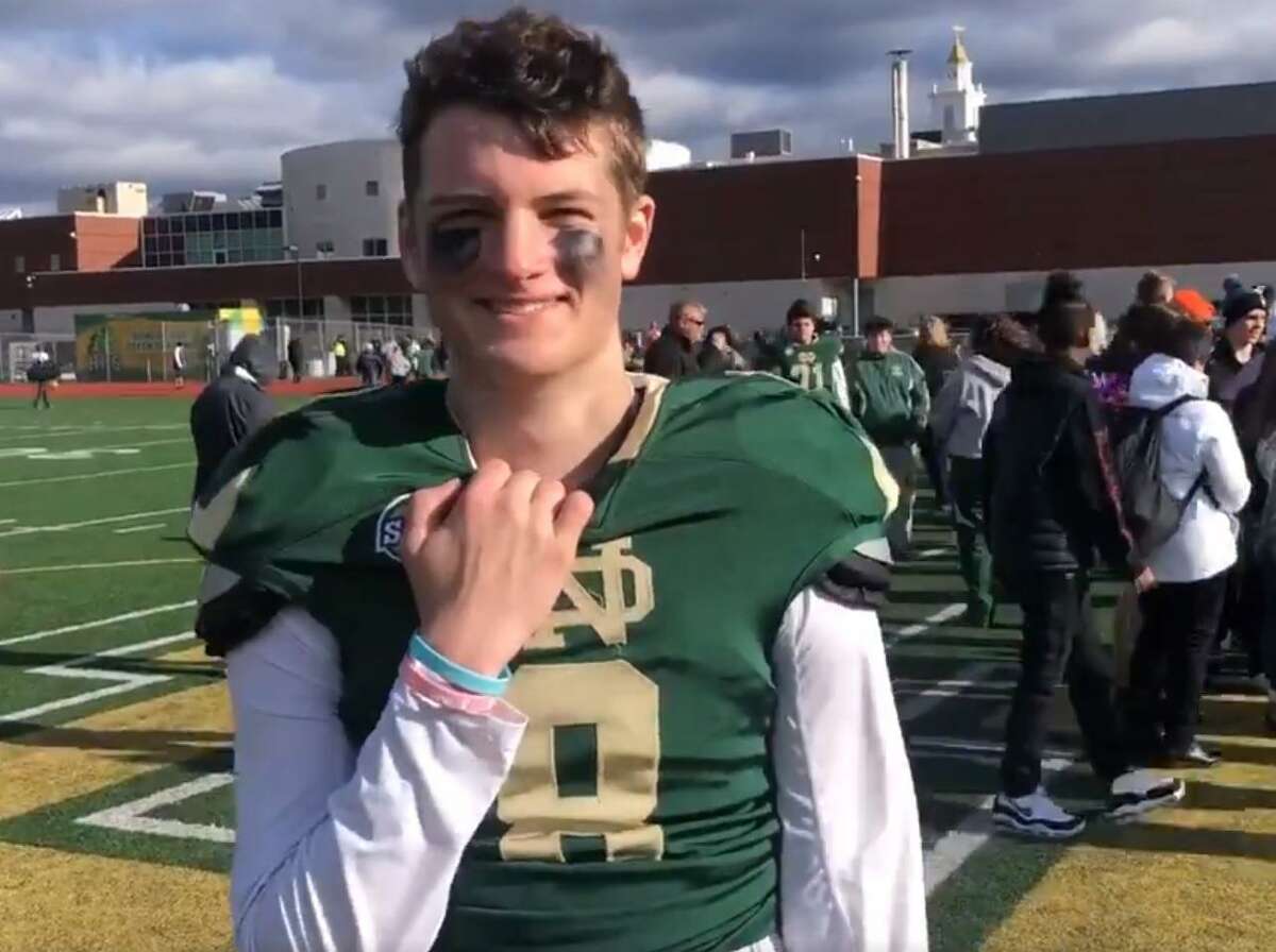 Zalinsky (5 TDs) goes out big as Notre Dame pulls away from Hamden for ...