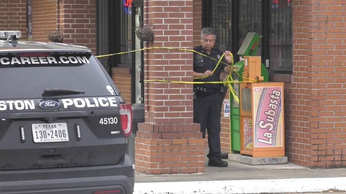 Suspect Shot During West Houston Gas Station Robbery