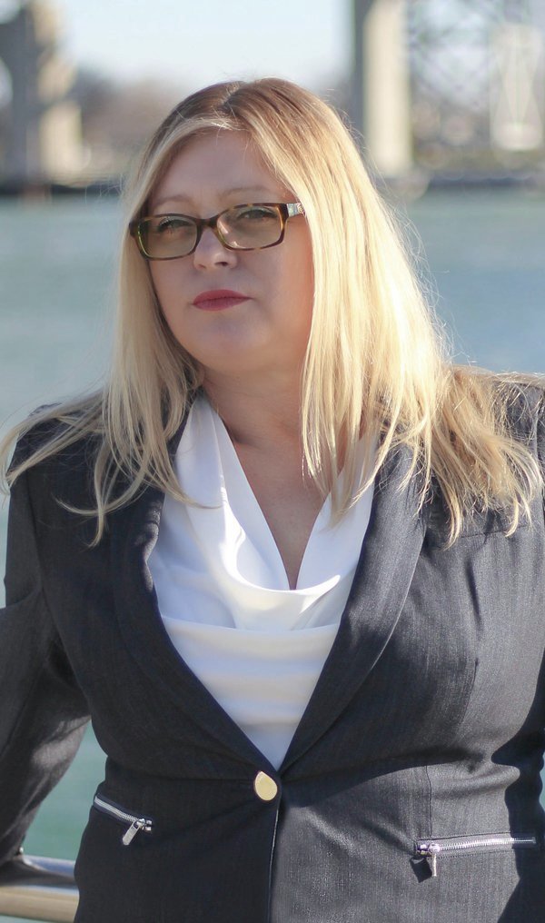 Bizon announces Congressional candidacy