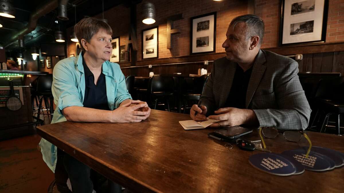 NXIVM blogger avoids prison at sentencing