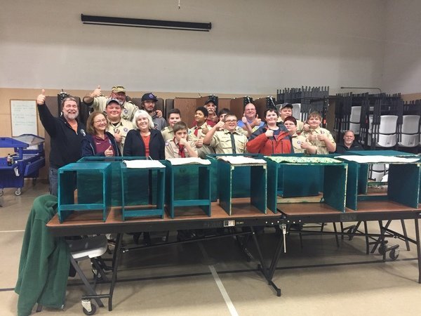 Manistee animal shelter receives holiday gift