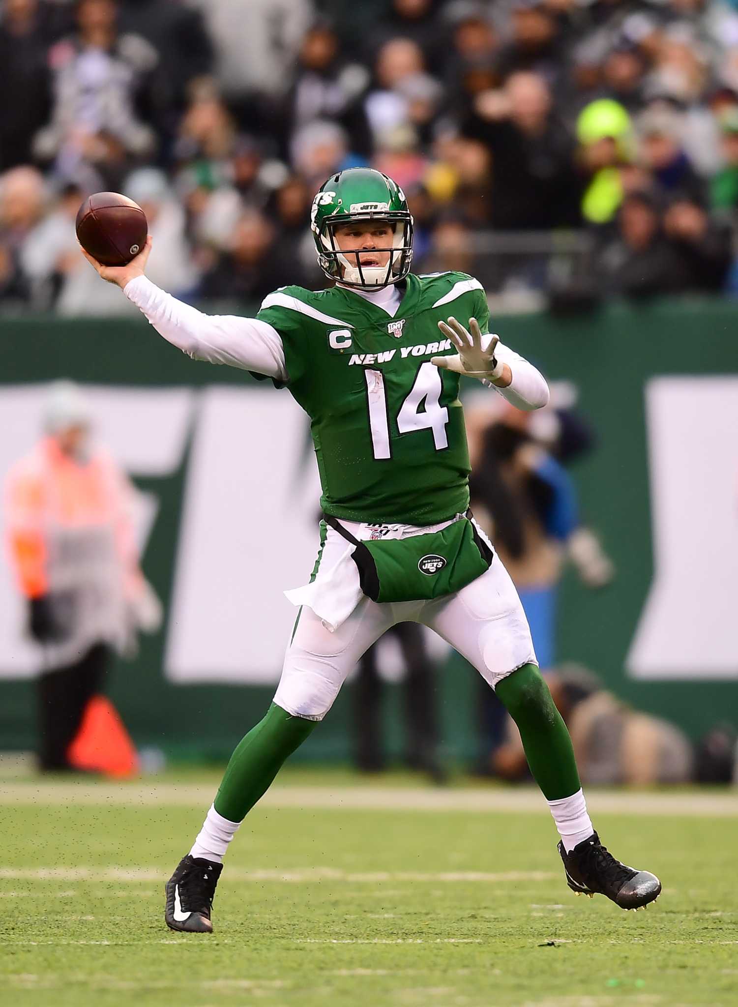 Improving Jets aim for 4th straight win