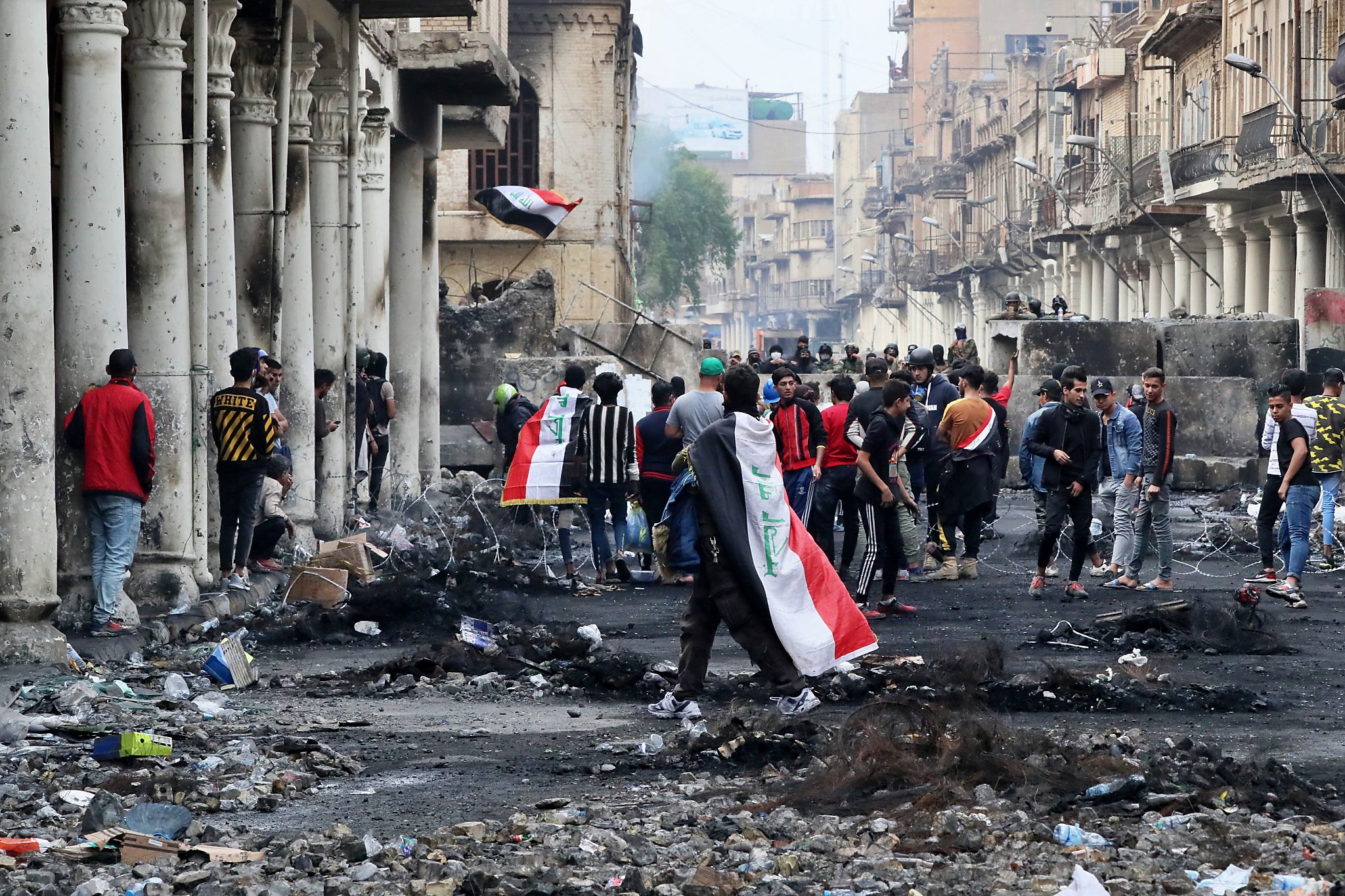 Protests rage in Iraq as political turmoil engulfs Baghdad