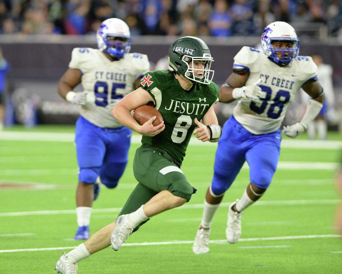 Strake Jesuit football completes second straight 10-win season