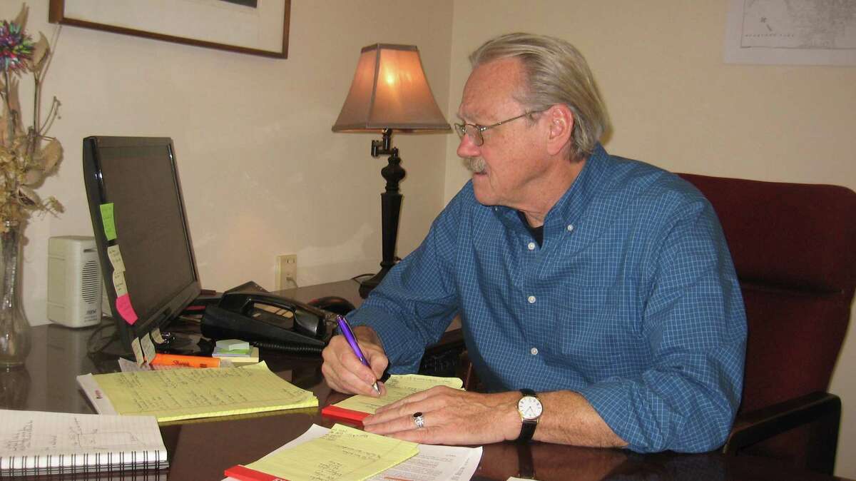 Winsted Town Manager Robert Geiger to retire in December