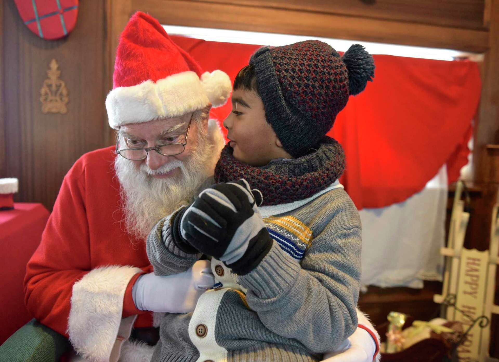 When and where to find Santa around Connecticut in 2022