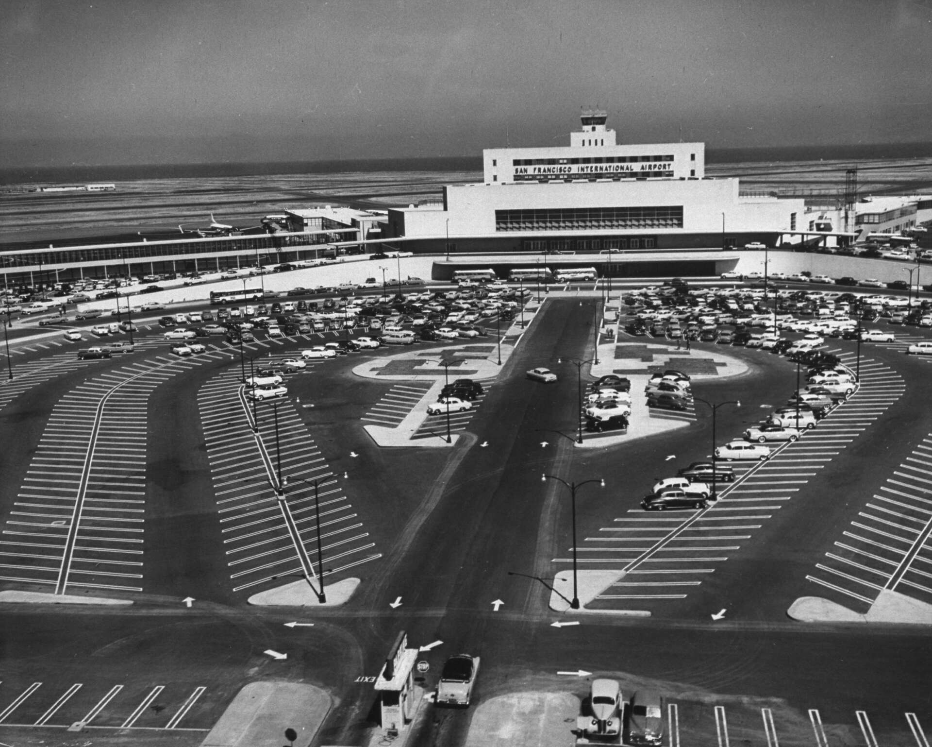 How working at SFO has changed in the last 40 years