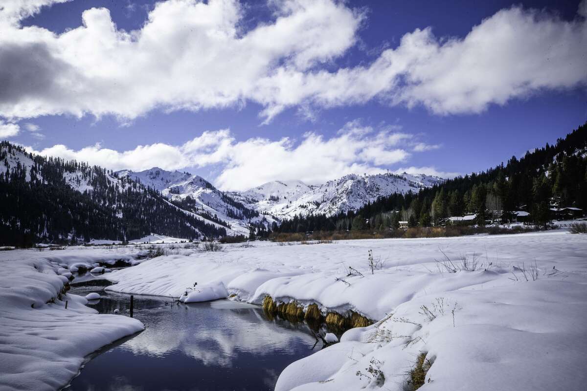 7 feet in 7 days: See the snow piled up in Tahoe
