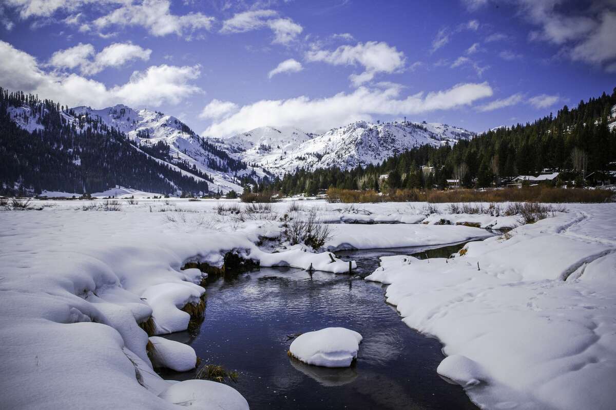7 feet in 7 days: See the snow piled up in Tahoe