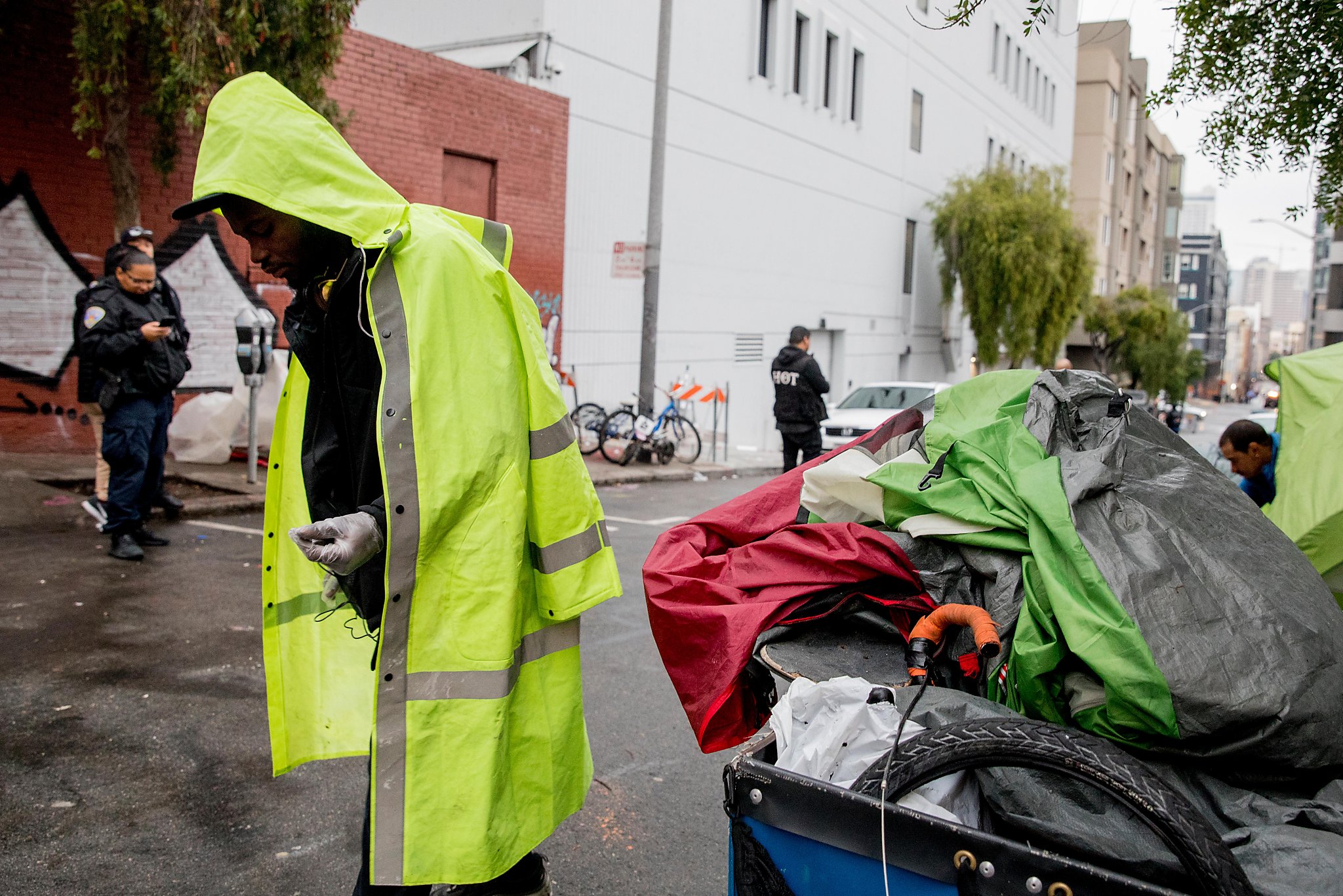 ‘We don’t want to be outside’: Homeless say few beds offered during ...