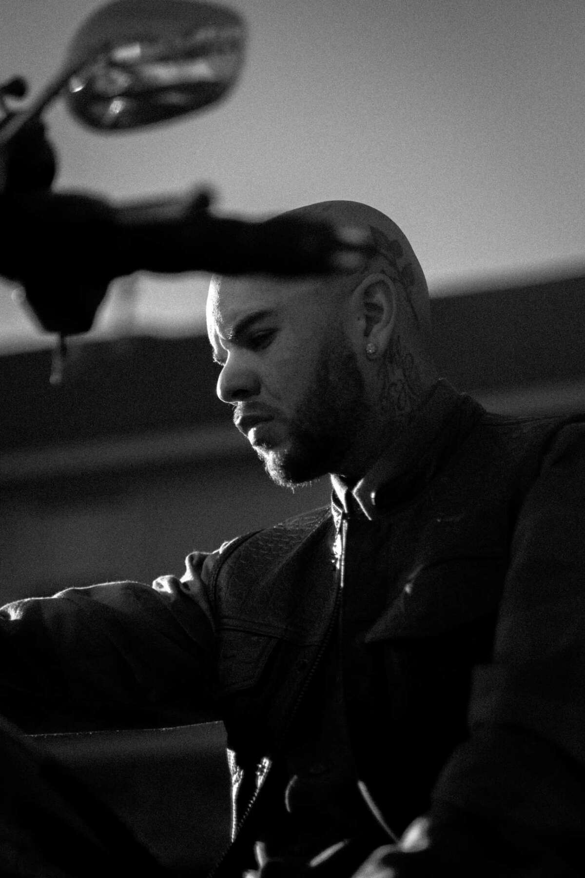 Houston rapper Le$ molds style, social-media savvy for a new generation