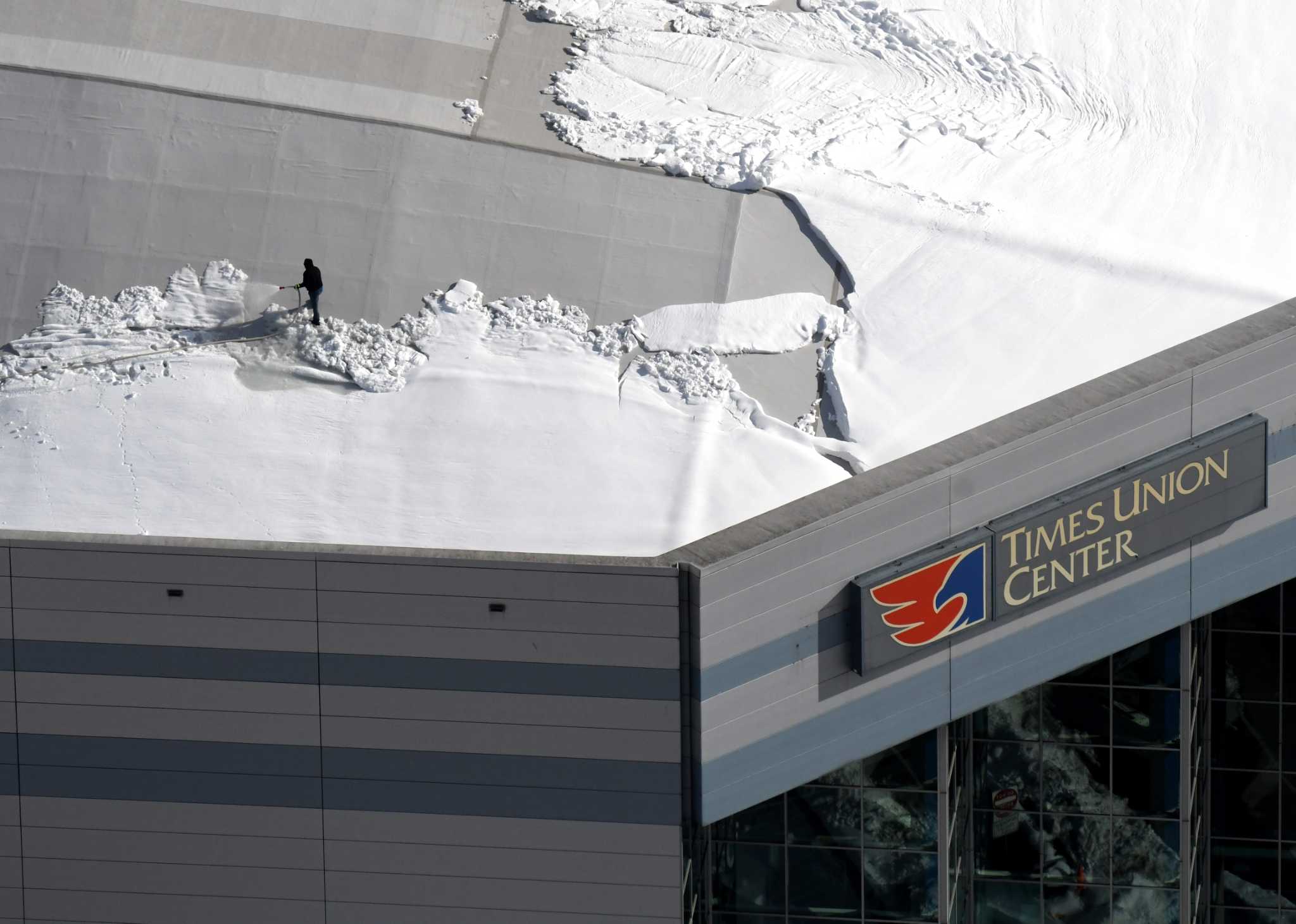 Jason Gough's forecast: Warm, then more snow