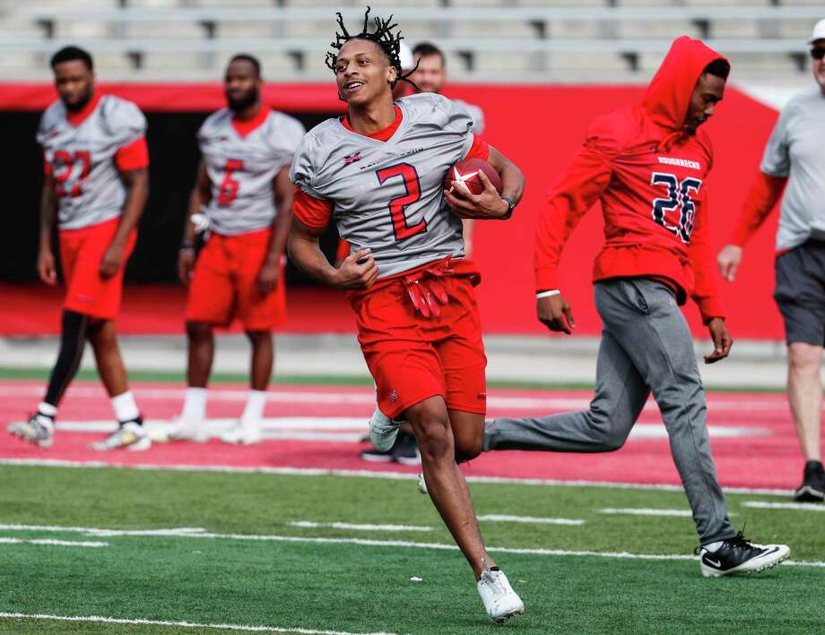 XFL's Houston Roughnecks begin practice - Houston Chronicle