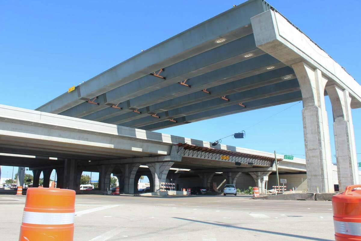 Seven more miles of the U.S. 290 HOT lane open Monday
