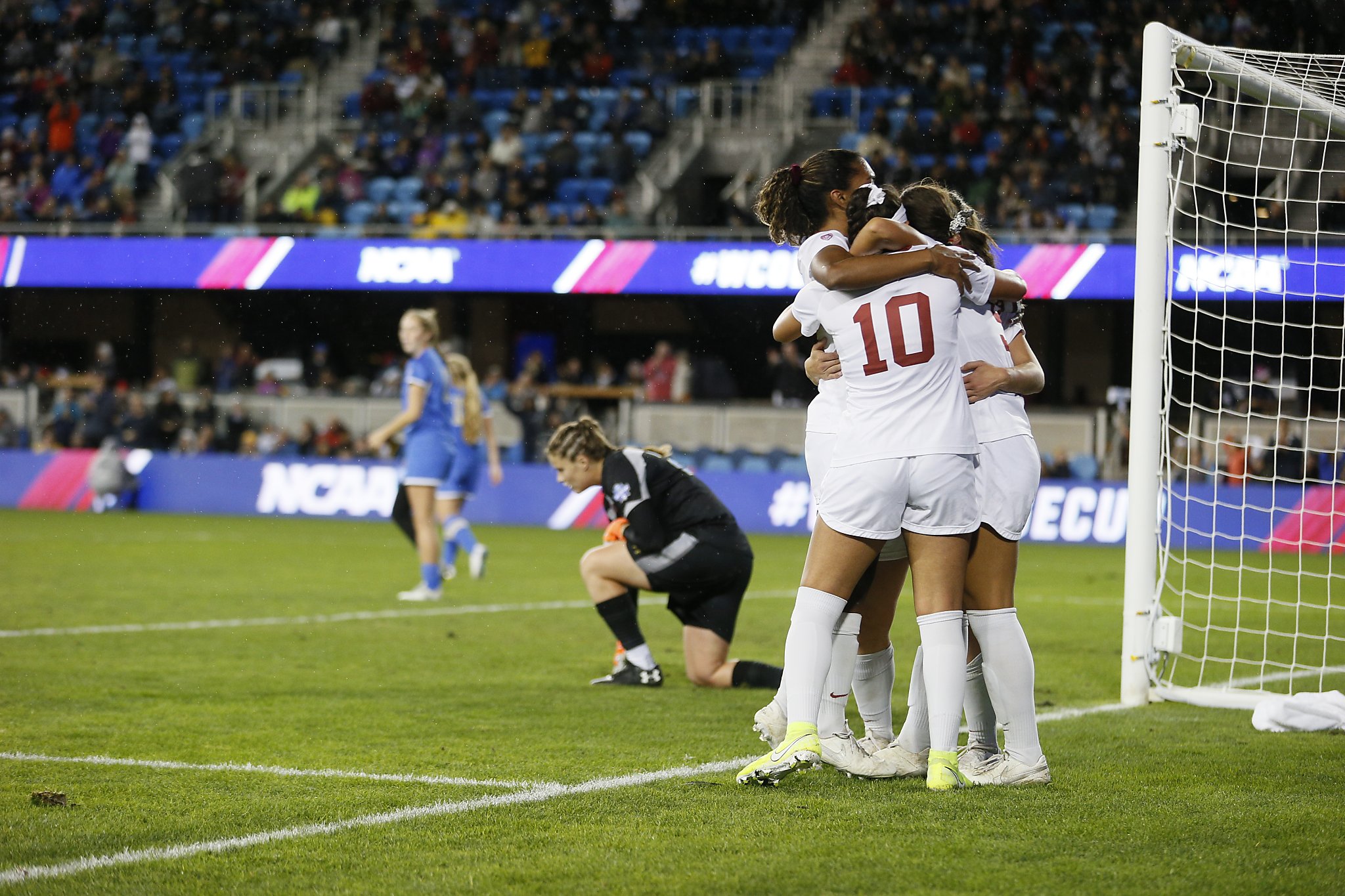 Stanford earns national title shot with dominating Women’s College Cup ...