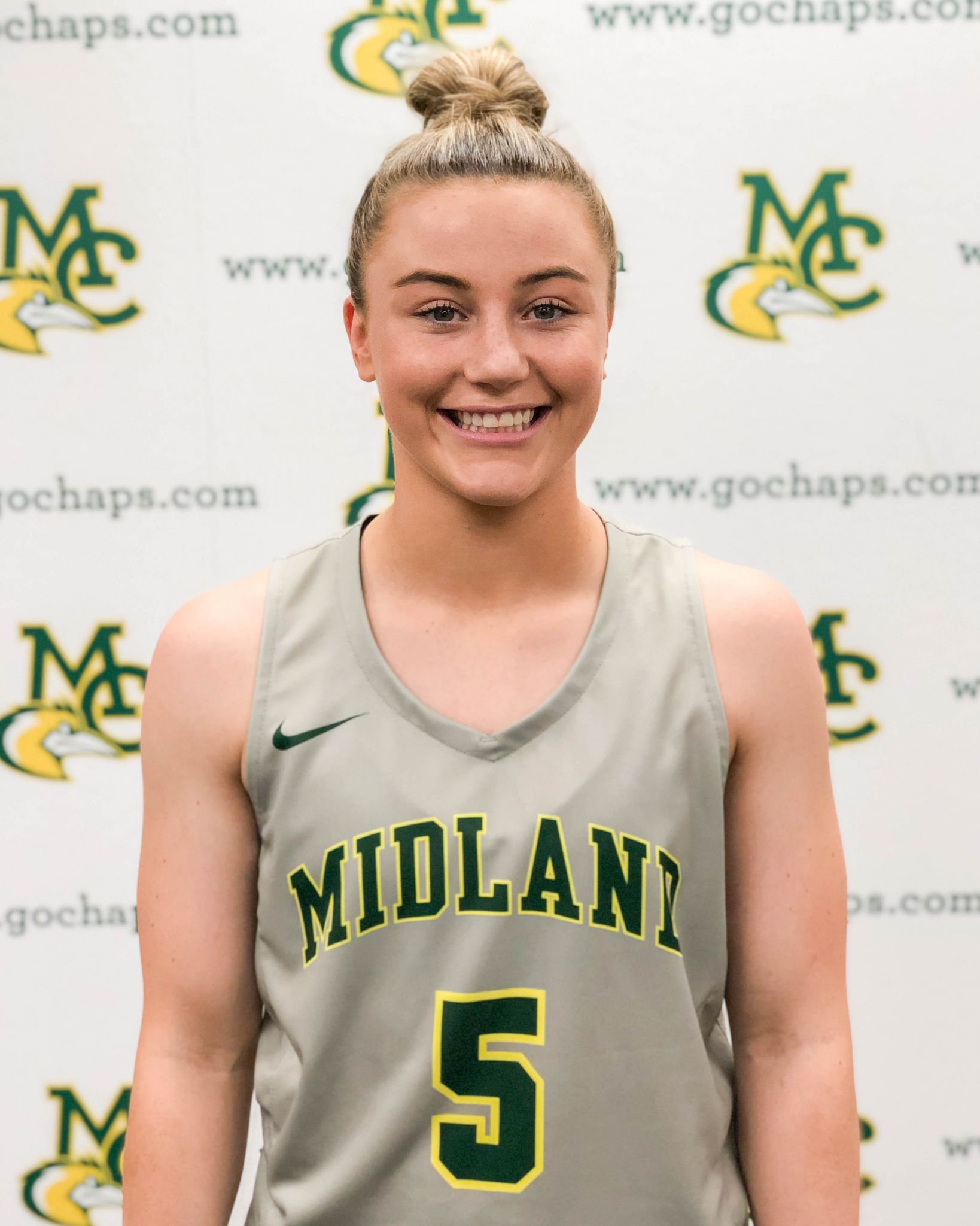 MC BASKETBALL ROUNDUP: Lady Chaps prevail, Chaps fall in WJCAC openers