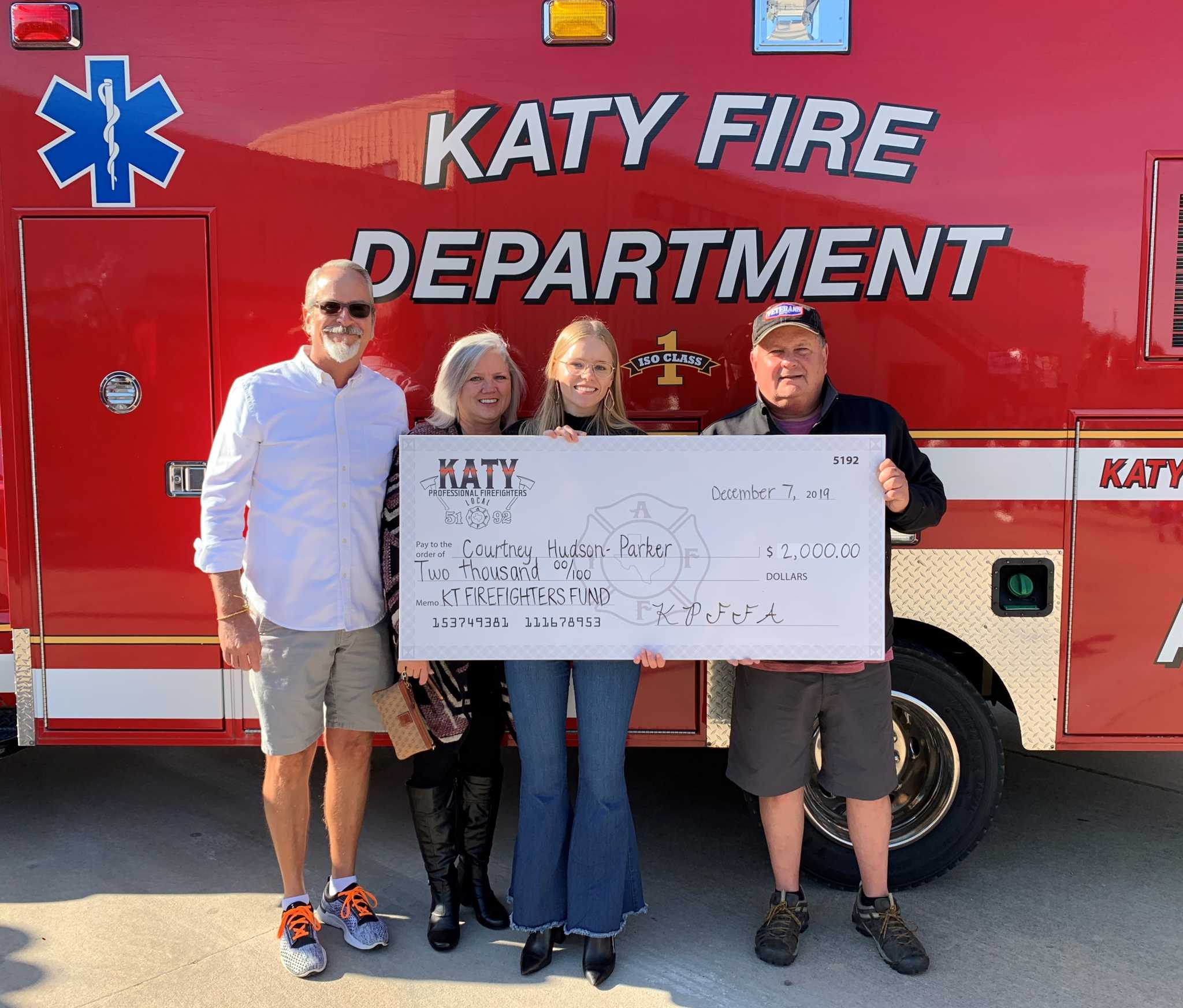Katy firefighters award scholarships