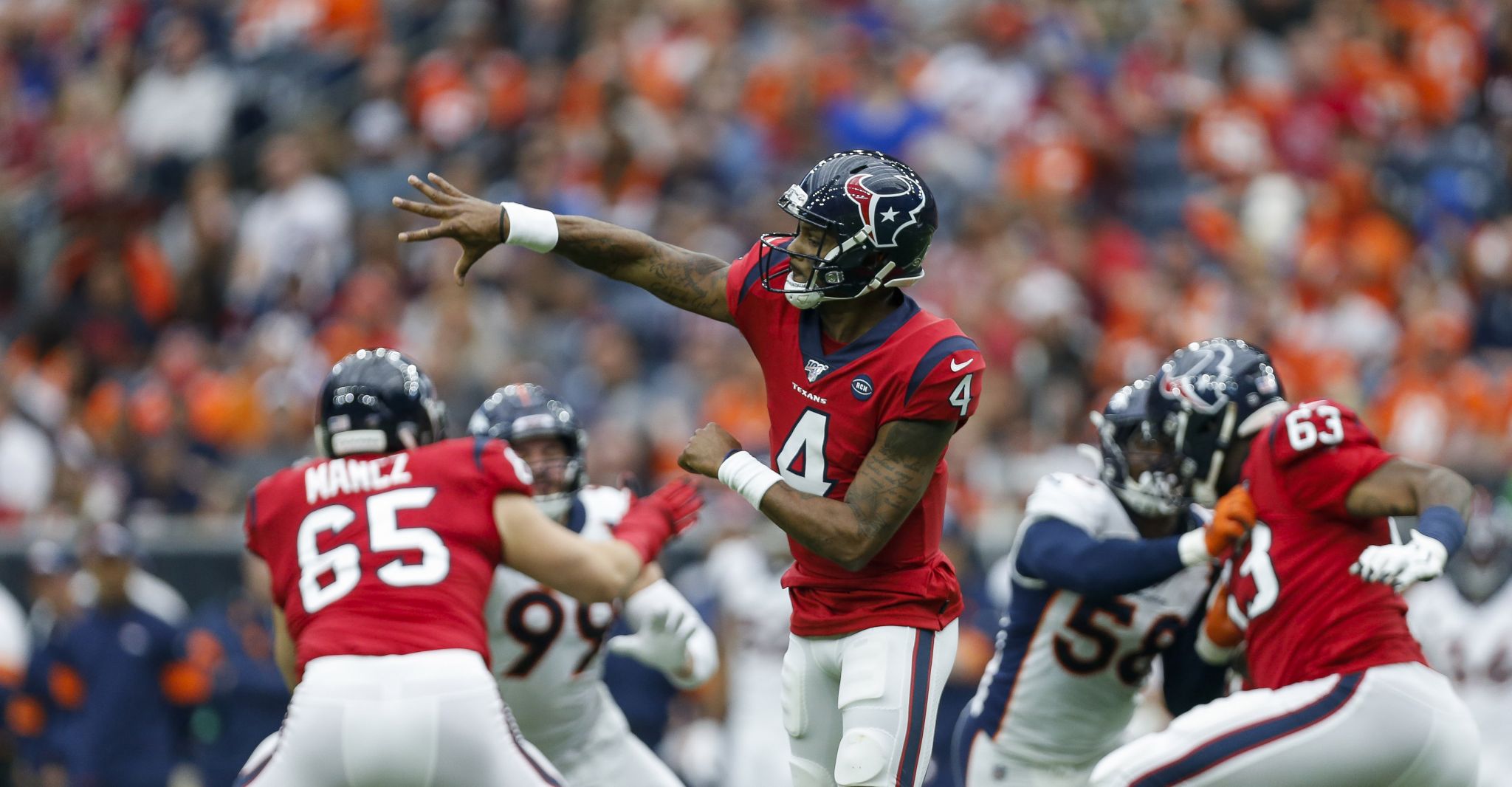 Texans make multiple in-game lineup changes