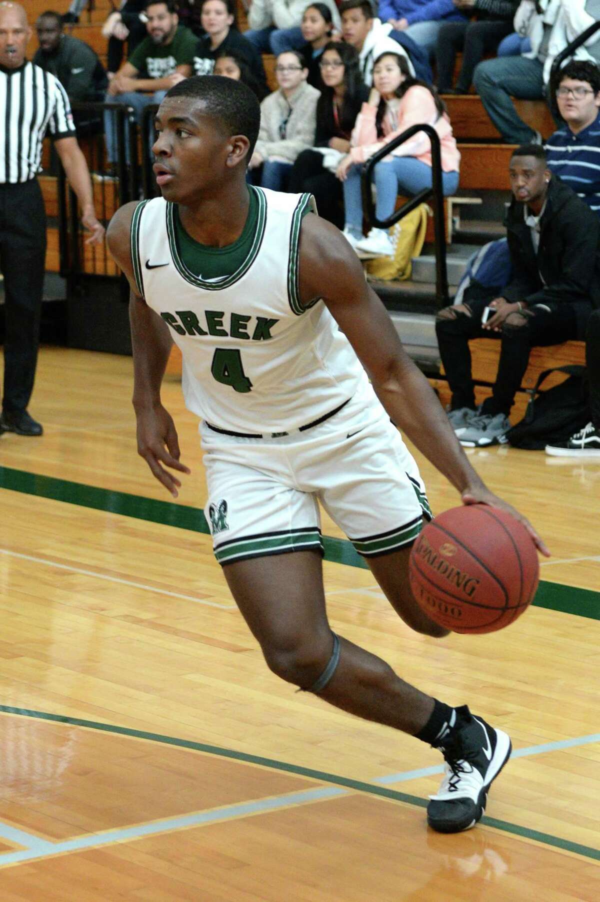 Midwestern State basketball signee Williams seeks strong finish with ...