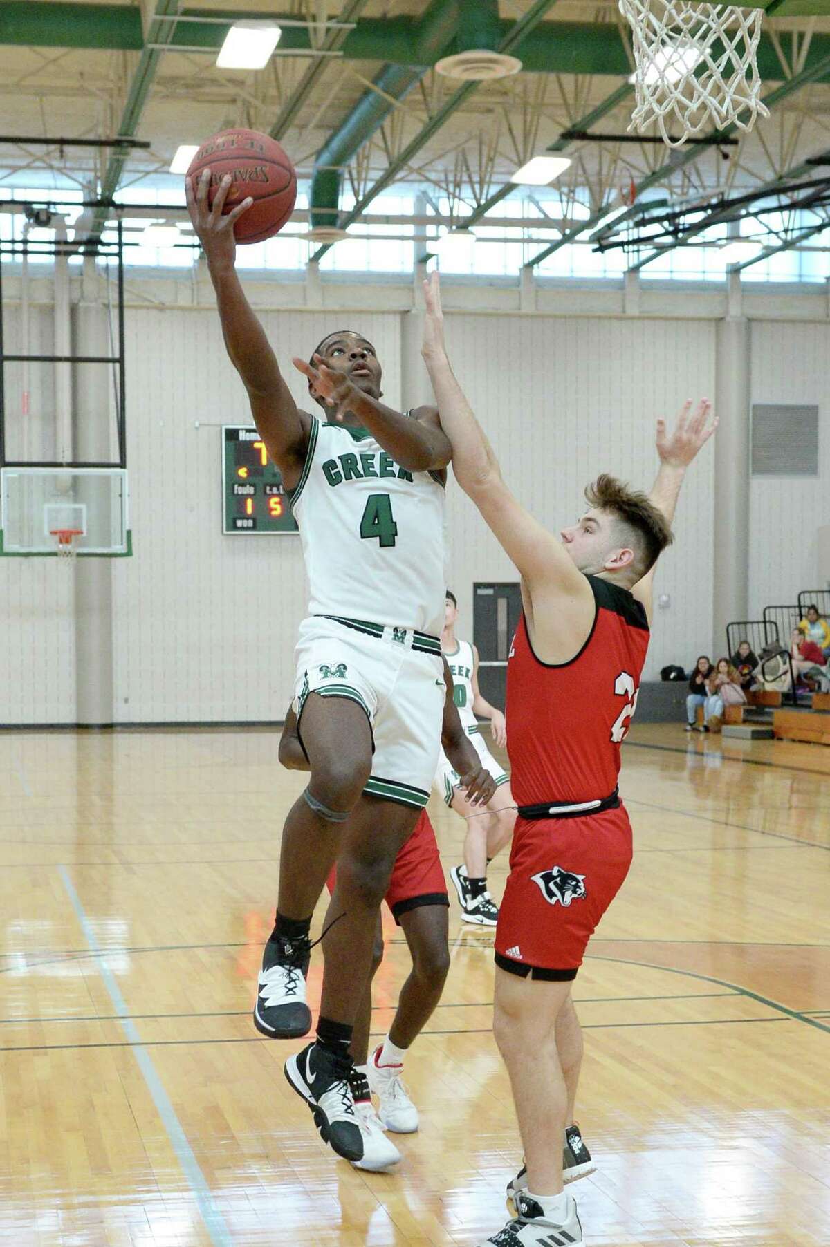 Midwestern State basketball signee Williams seeks strong finish with ...