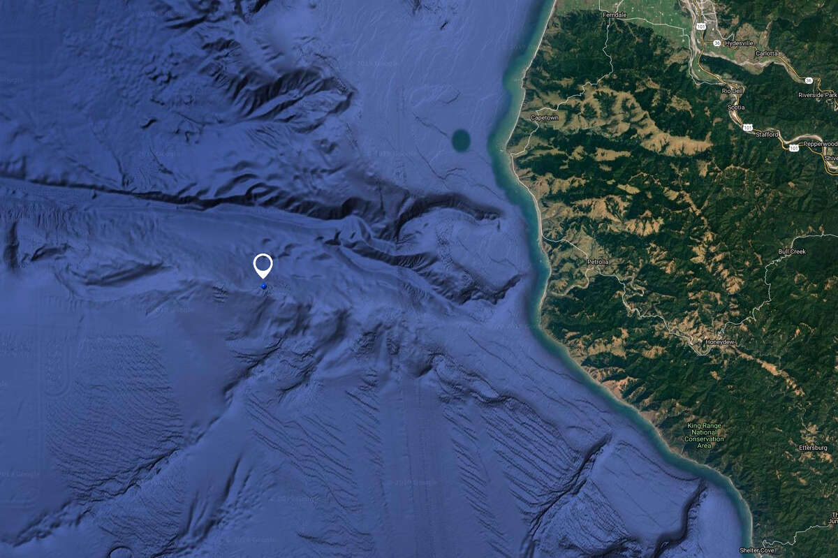 Record-setting 75-foot-tall wave recorded off California coast