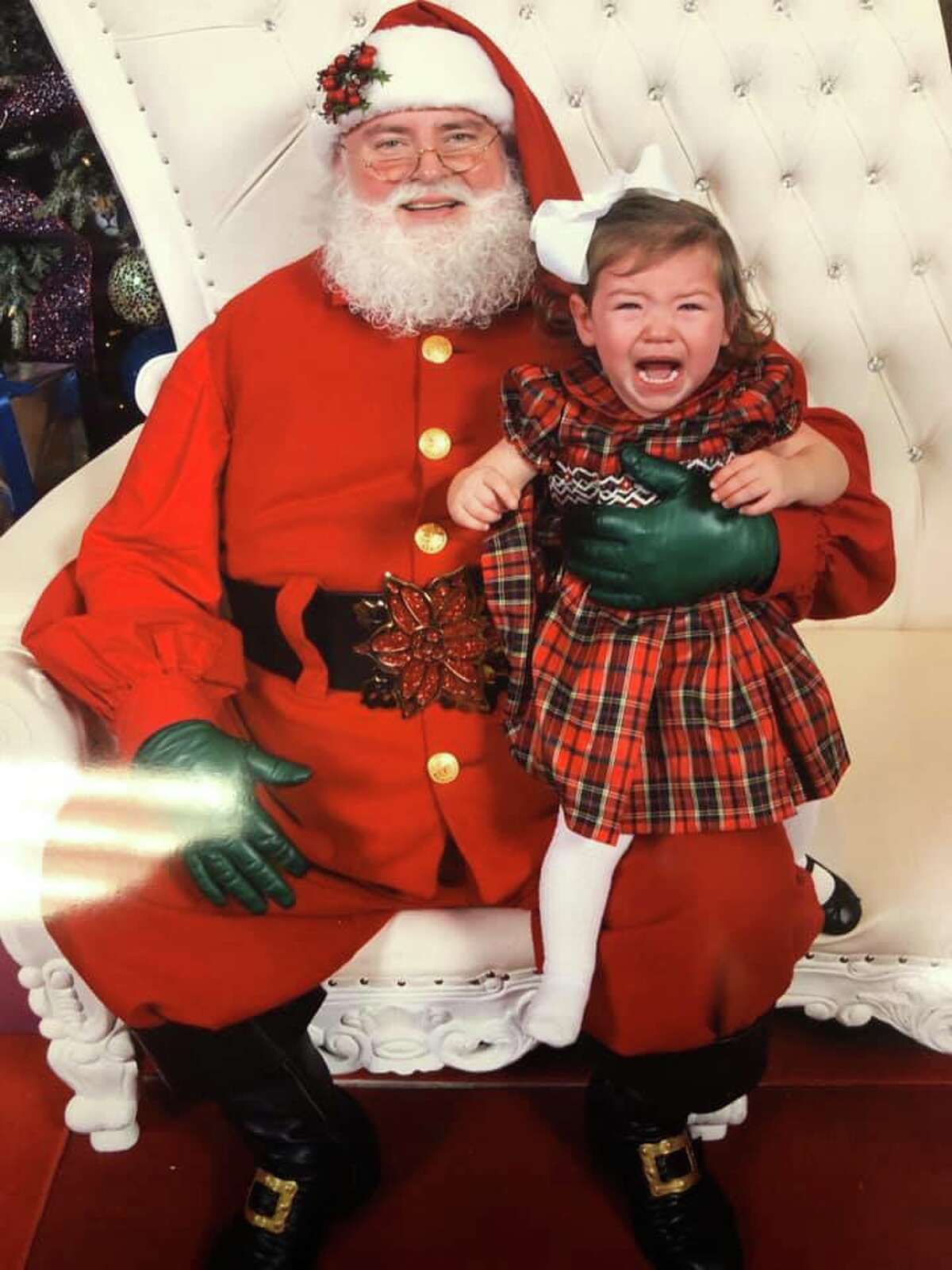 Christmas card fails: Adorable babies screaming their heads off on ...