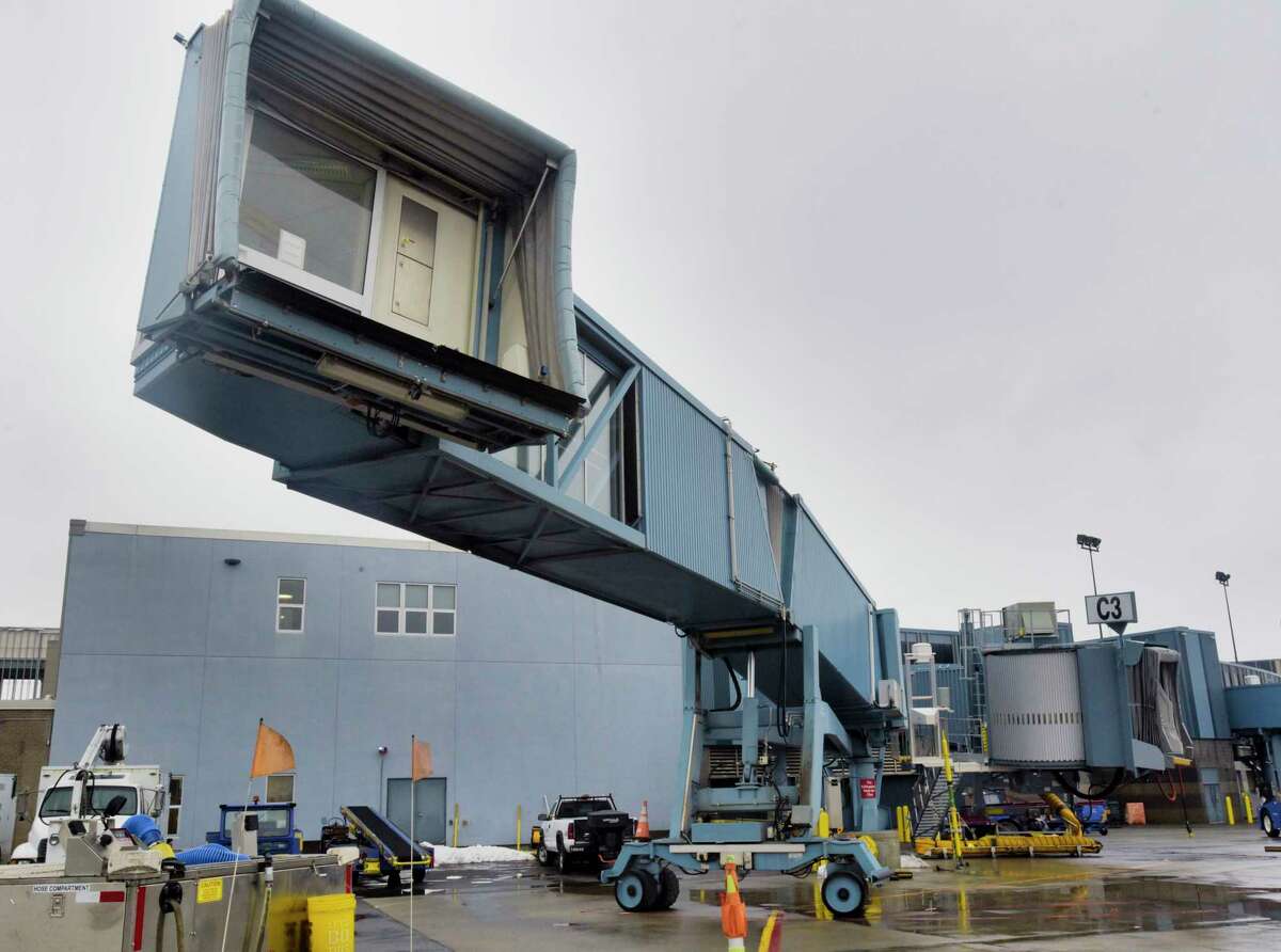 Albany airport's two dual loading bridges to be retired