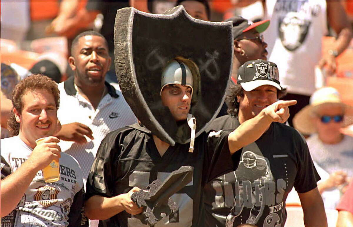 The Raiders final game in Oakland is Sunday. Here's what the Black Hole ...