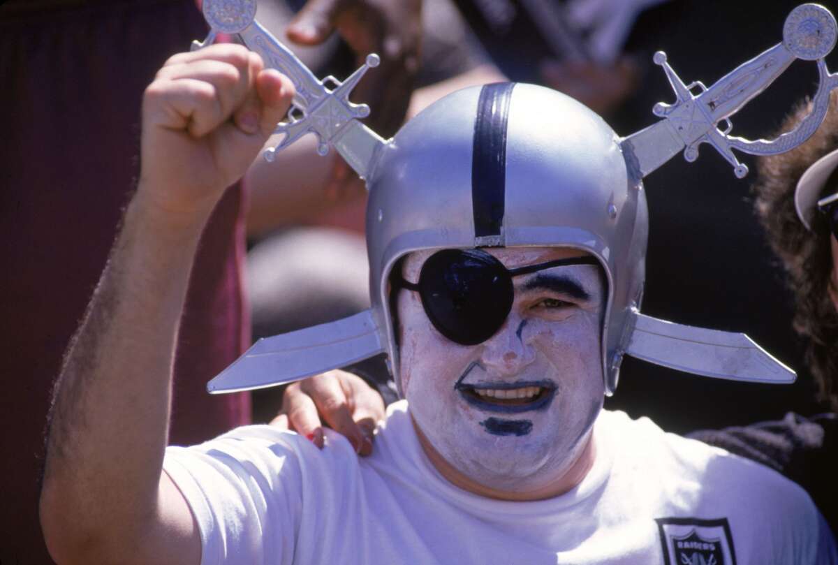 The Raiders final game in Oakland is Sunday. Here's what the Black Hole ...