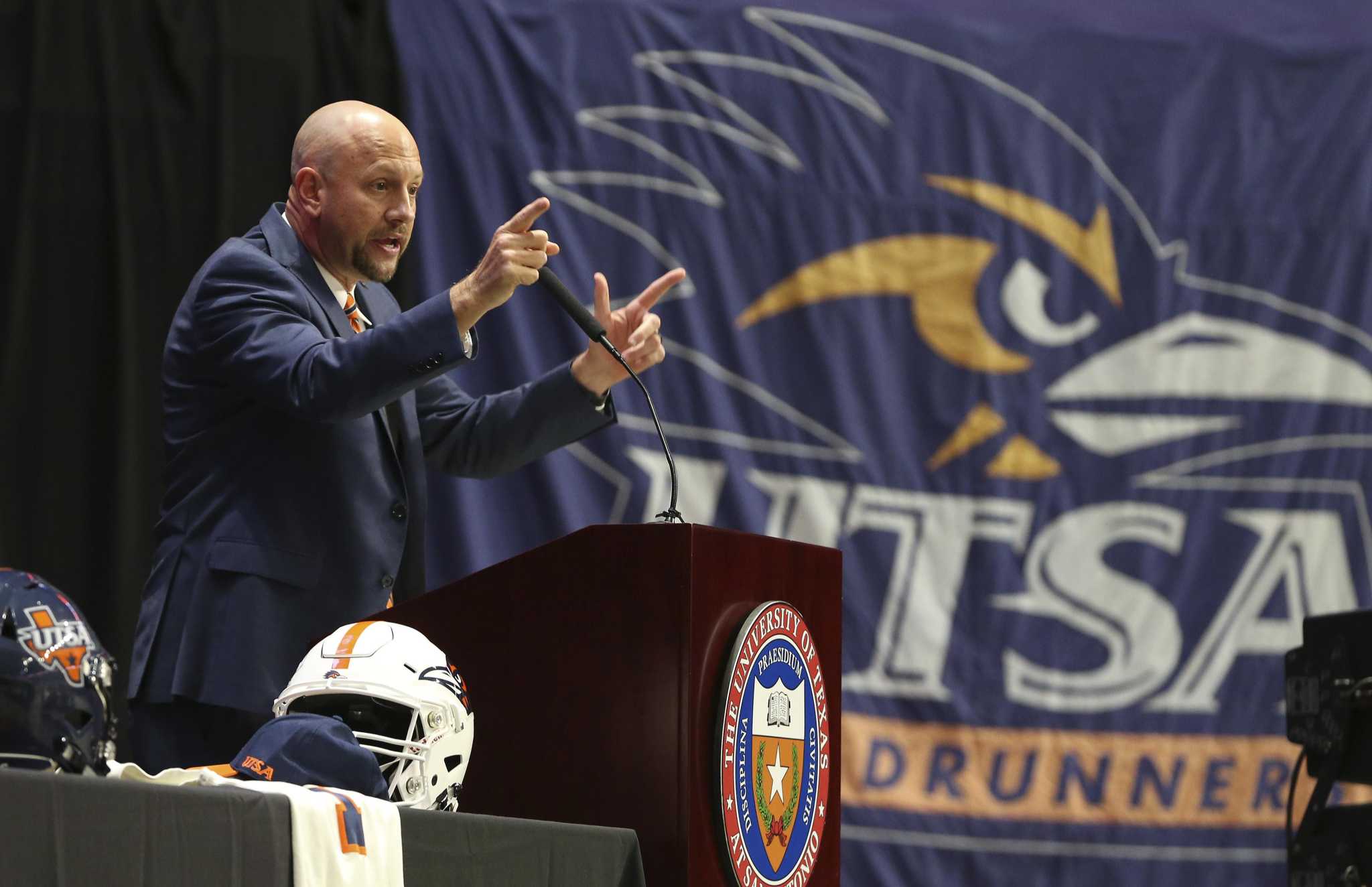 New UTSA coach Jeff Traylor recruiting on short notice ahead of early ...