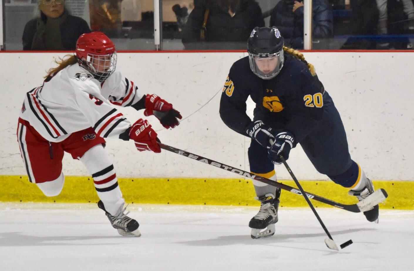 Simsbury edges defending state champ New Canaan in girls ice hockey opener