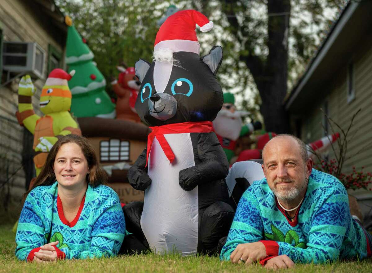 San Antonio’s Beacon Hill celebrates neighborhood skunks with special ...