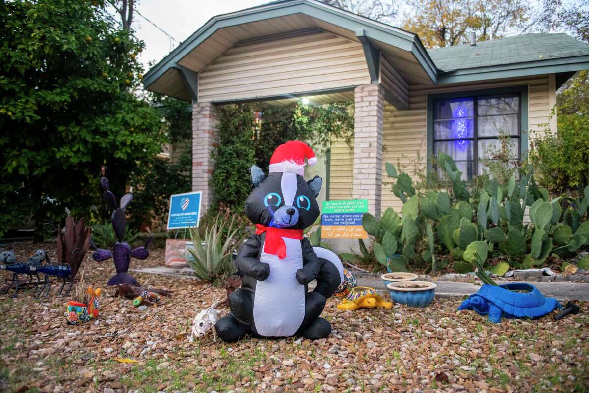 San Antonio’s Beacon Hill celebrates neighborhood skunks with special ...