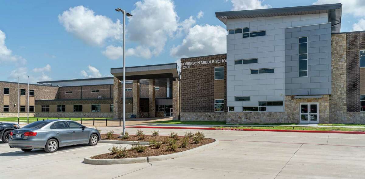 Roberson Middle School named 2020 National Blue Ribbon School nominee