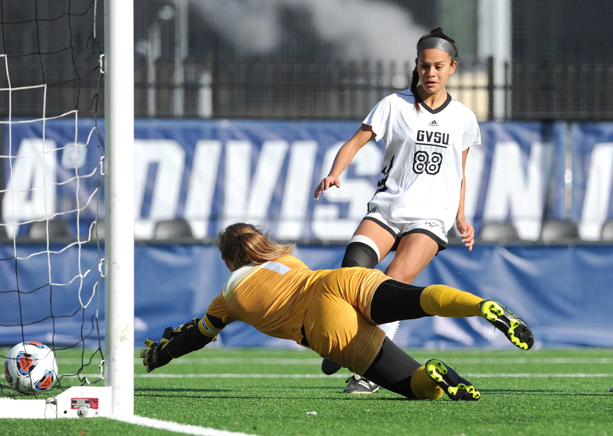 Saint Rose women's soccer loses in NCAA Division II semifinals
