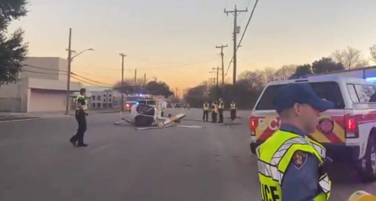 Helicopter crashes after hitting power lines while attempting an ...