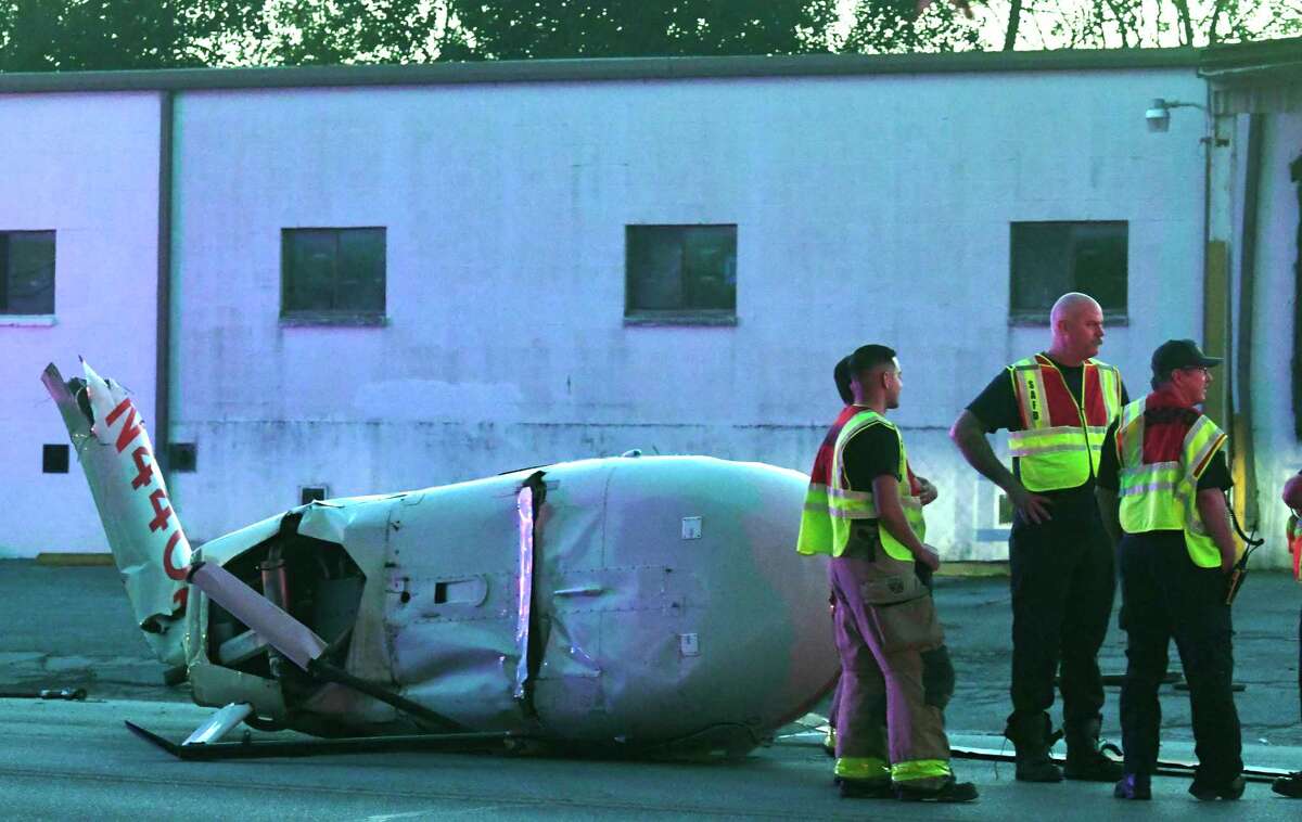 Helicopter crashes after hitting power lines while attempting an ...