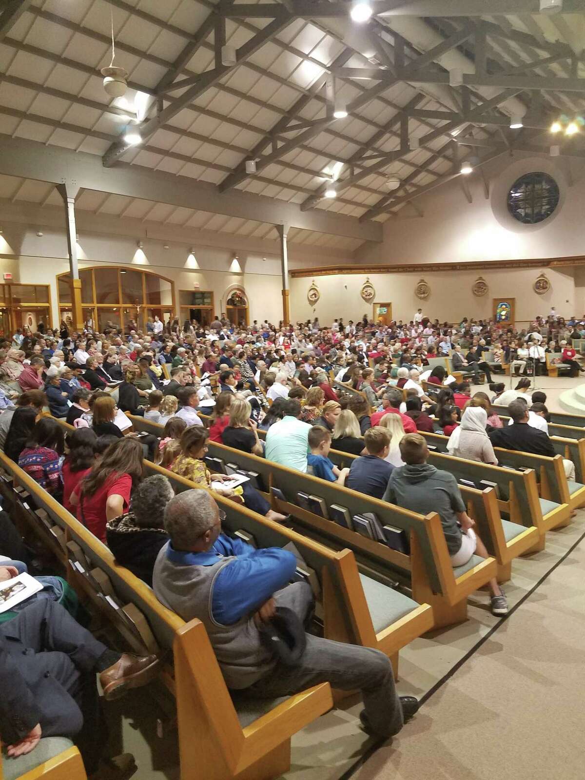 One ‘a-chord’: churches sing together in perfect harmony