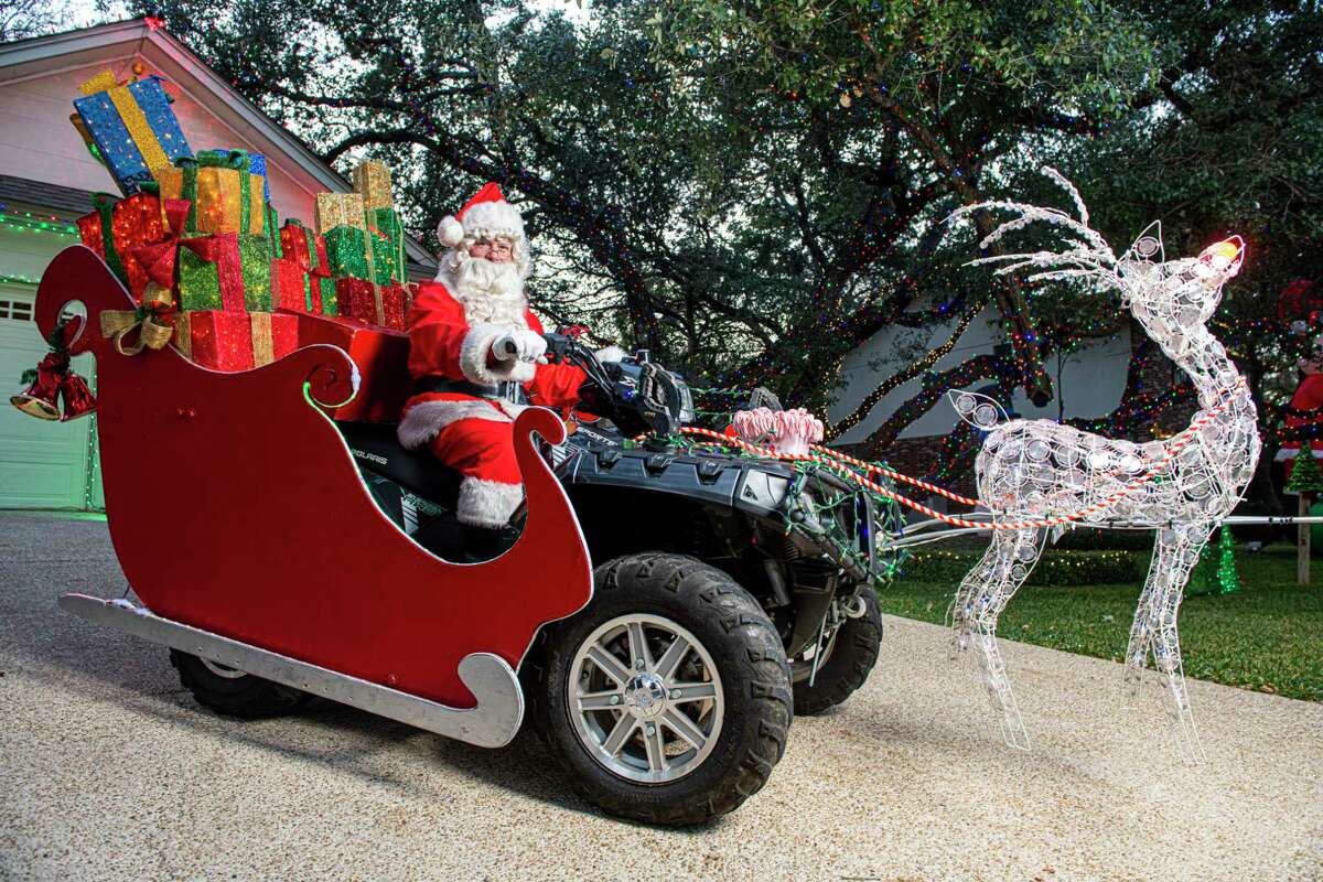 San Antonio man steals the Christmas show as the Grinch on an ATV sled