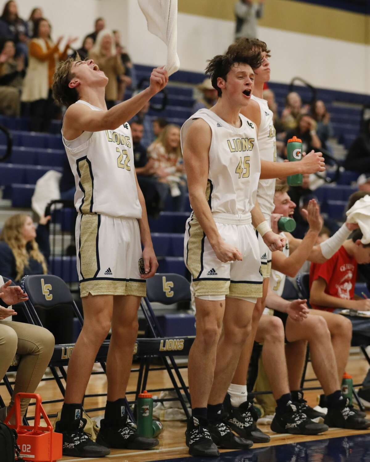 BOYS HOOPS: Lake Creek pulls away from New Caney late