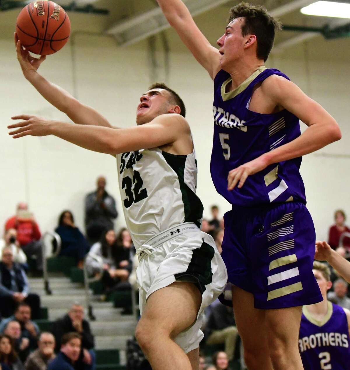 Shenendehowa defeats CBA 62-40 in boys' basketball