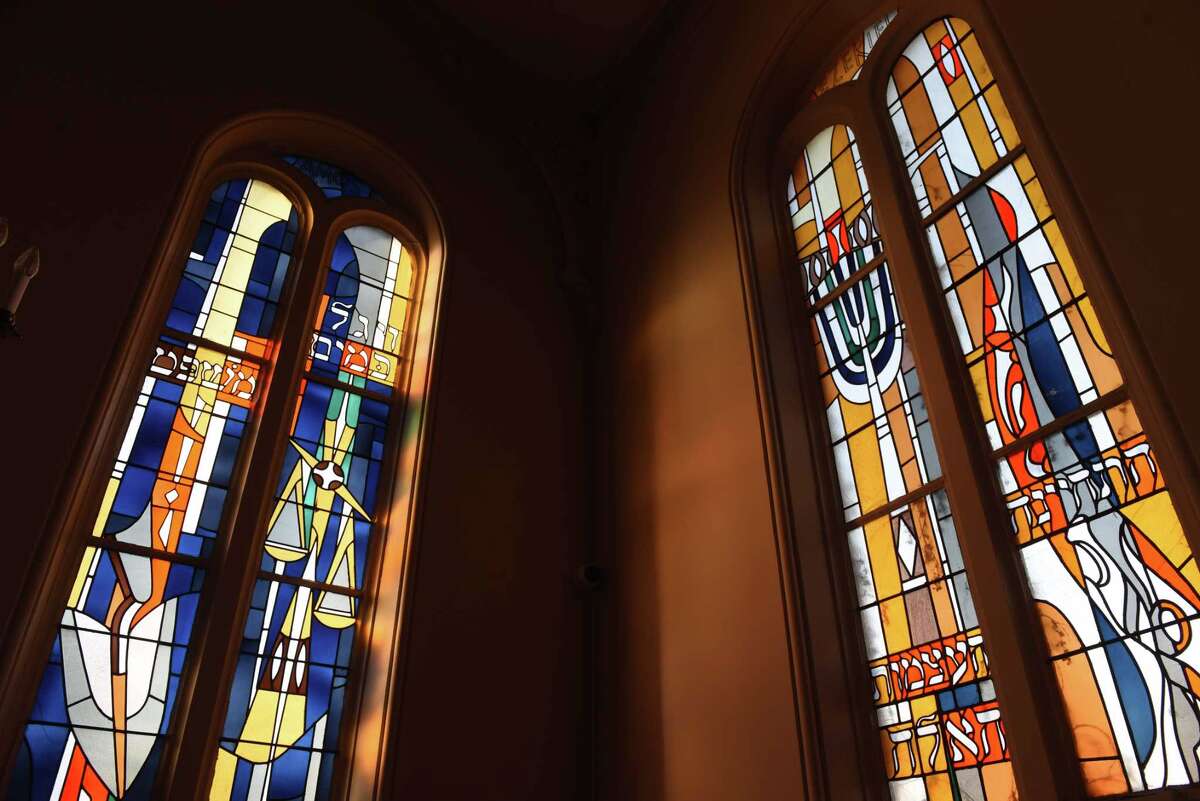 Map of stained glass in Capital Region's churches, synagogues and temples