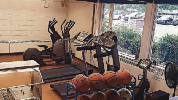 Community center provides recreational programs for Arcadia and beyond