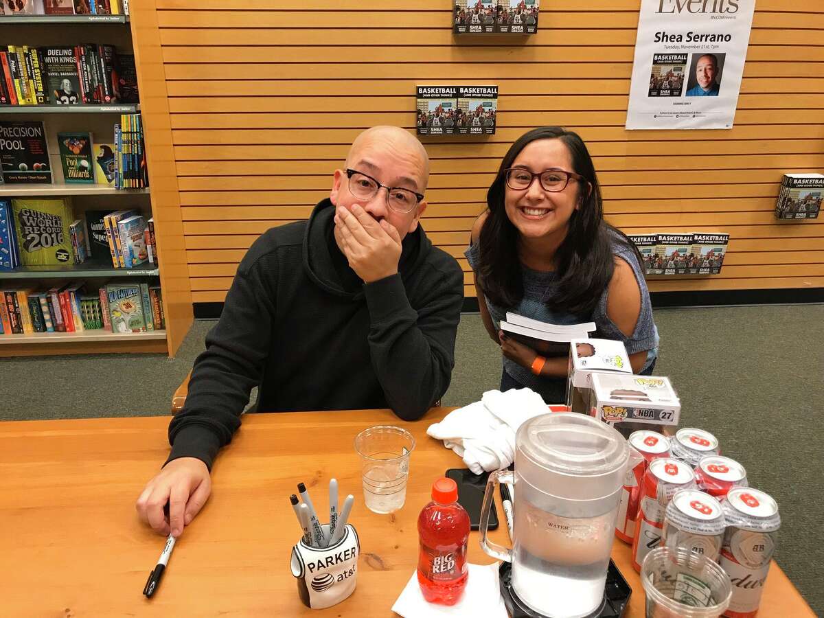 'Chola' scholar's UTSA graduation cap receiving nods online because ...