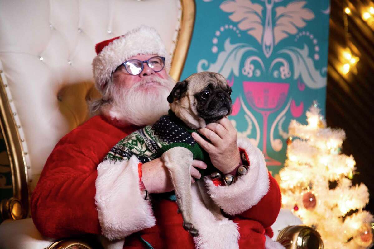 Distracted driving will get you a lump of coal from this Santa